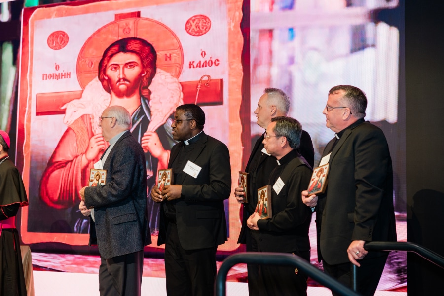 8F5A2089 | Life of the Church